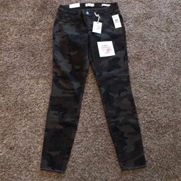 Jessica Simpson | Jeans | Jessica Simpson Kiss Me Super Skinny Shape ...